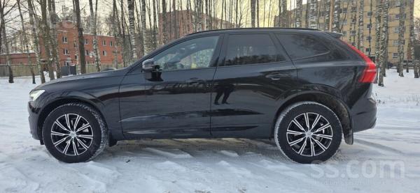 Melns Volvo XC60 2021 Rīga, ar dzinēja tilpumu 2.00 L un nobraukumu 132 tūkst. km par 30855 €, foto 4 vietnē AUTOMOTO.COM.LV