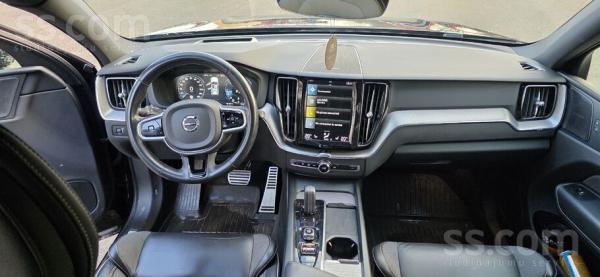 Melns Volvo XC60 2021 Rīga, ar dzinēja tilpumu 2.00 L un nobraukumu 132 tūkst. km par 30855 €, foto 6 vietnē AUTOMOTO.COM.LV