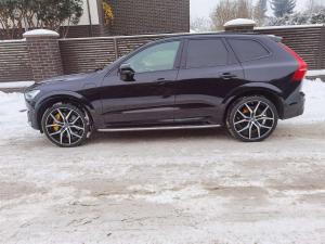 Black Volvo XC60 2021 in Kaunas, with an engine capacity of 1.97 L and mileage of 68 thousand km for 19900 €, photo 4 on AUTOMOTO.COM.LV