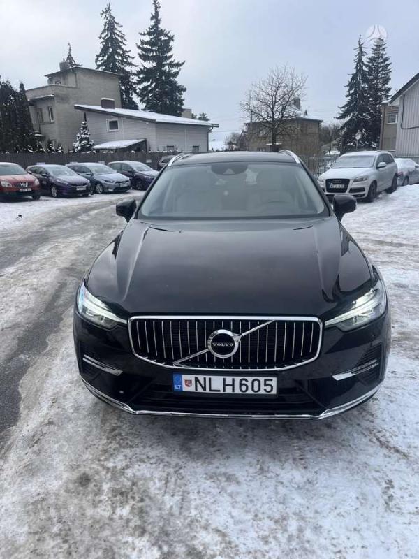 Black Volvo XC60 2021 in Kaunas, with an engine capacity of 2.00 L and mileage of 23 thousand km for 23400 €, photo 2 on AUTOMOTO.COM.LV