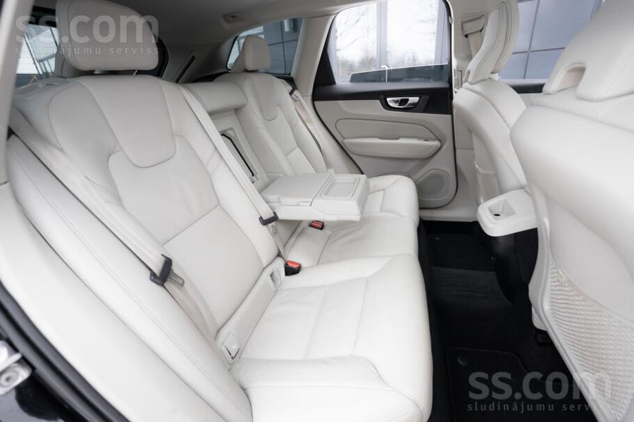 Melns Volvo XC60 2021 Rīga, ar dzinēja tilpumu 2.00 L un nobraukumu 0 tūkst. km par 23900 €, foto 19 vietnē AUTOMOTO.COM.LV