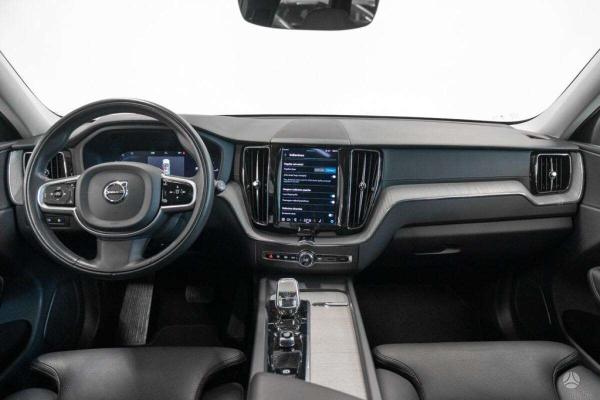 Melns Volvo XC60 2021 Viļņa, ar dzinēja tilpumu 2.00 L un nobraukumu 110 tūkst. km par 33500 €, foto 9 vietnē AUTOMOTO.COM.LV