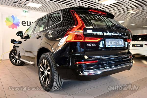 Melns Volvo XC60 2021 Tallina, ar dzinēja tilpumu 2.00 L un nobraukumu 103 tūkst. km par 35880 €, foto 3 vietnē AUTOMOTO.COM.LV