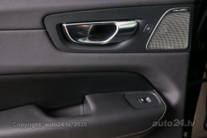 Black Volvo XC60 2021 in Tallinn, with an engine capacity of 2.00 L and mileage of 64 thousand km for 42990 €, photo 17 on AUTOMOTO.COM.LV