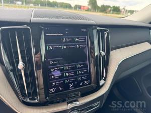 Melns Volvo XC60 2021 Rīga, ar dzinēja tilpumu 2.00 L un nobraukumu 97 tūkst. km par 29700 €, foto 12 vietnē AUTOMOTO.COM.LV
