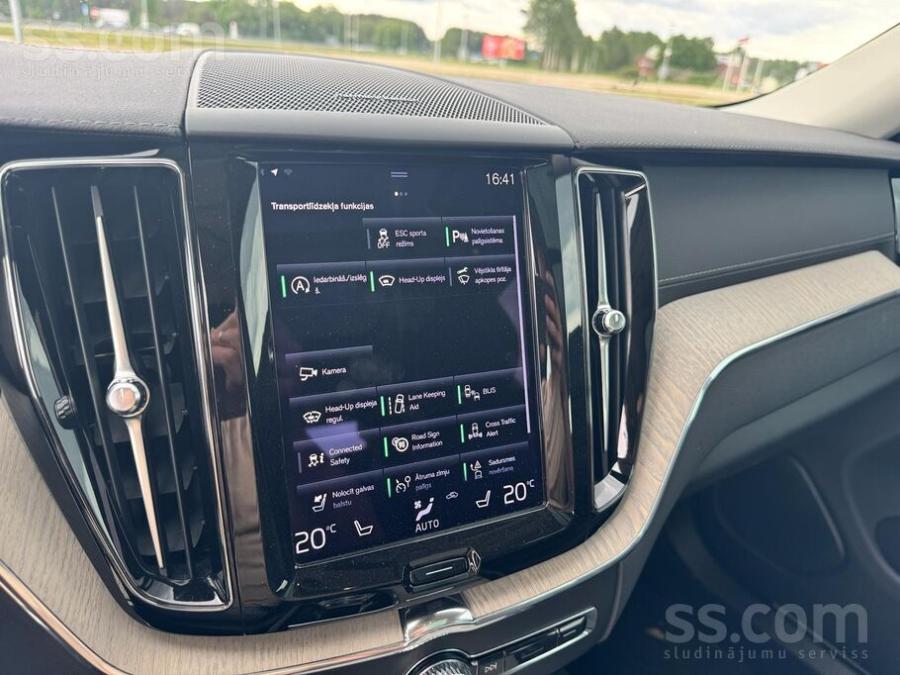 Melns Volvo XC60 2021 Rīga, ar dzinēja tilpumu 2.00 L un nobraukumu 97 tūkst. km par 29700 €, foto 12 vietnē AUTOMOTO.COM.LV