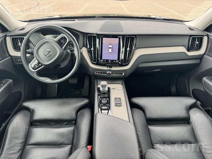 Melns Volvo XC60 2021 Rīga, ar dzinēja tilpumu 2.00 L un nobraukumu 97 tūkst. km par 29700 €, foto 18 vietnē AUTOMOTO.COM.LV