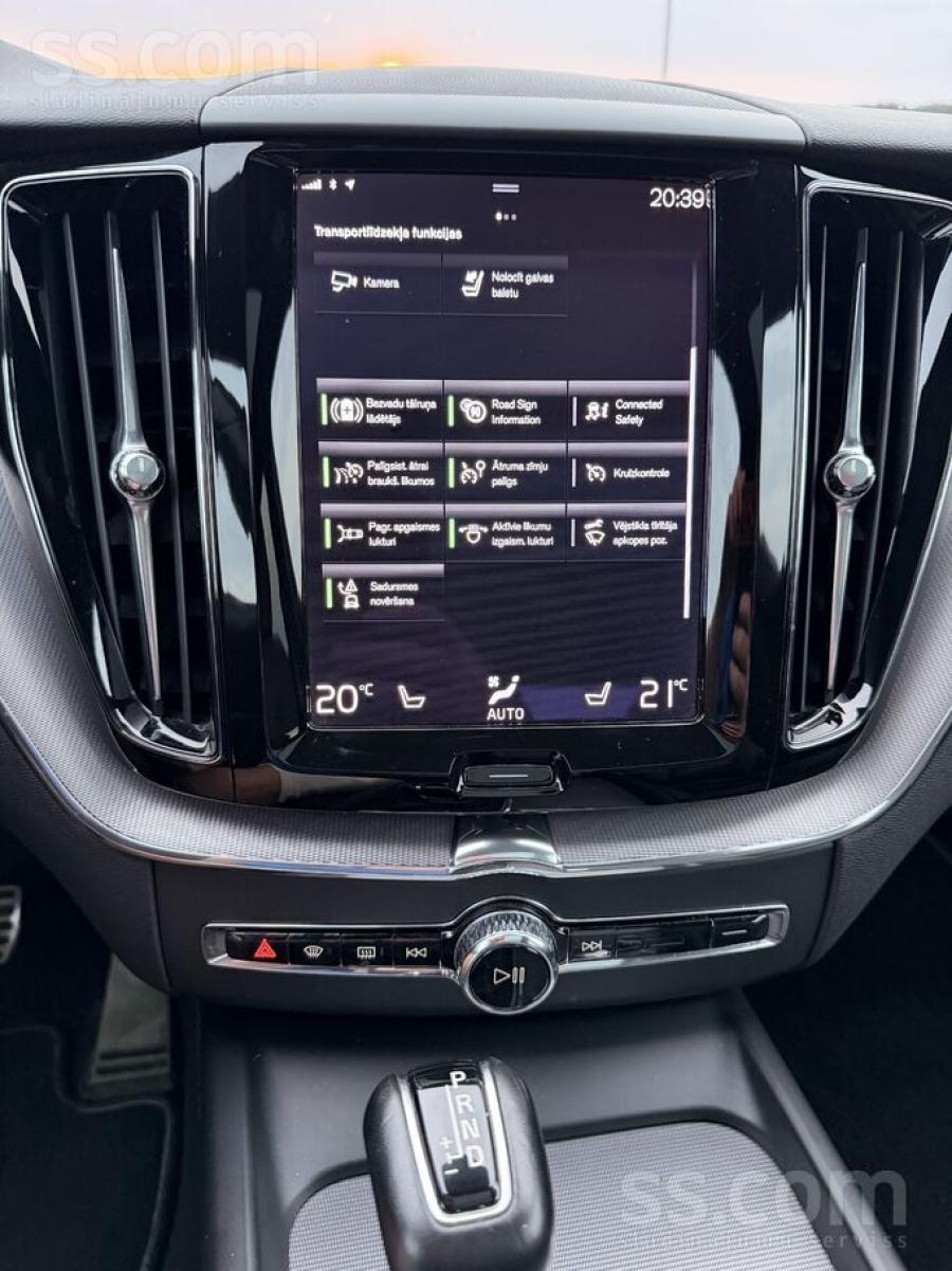 Melns Volvo XC60 2021 Rīga, ar dzinēja tilpumu 2.00 L un nobraukumu 153 tūkst. km par 27490 €, foto 9 vietnē AUTOMOTO.COM.LV