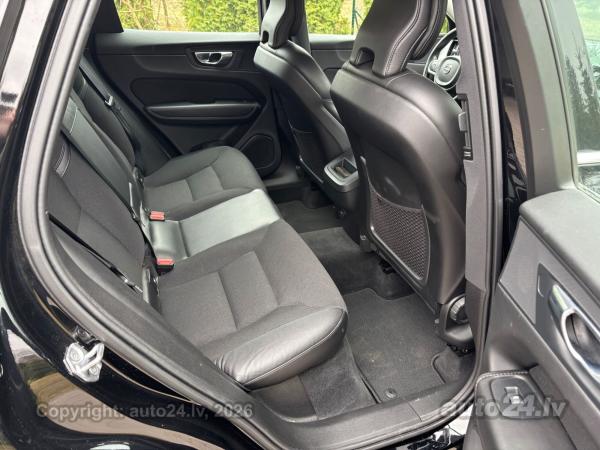 Melns Volvo XC60 2021 Pērnava, ar dzinēja tilpumu 2.00 L un nobraukumu 220 tūkst. km par 27490 €, foto 10 vietnē AUTOMOTO.COM.LV