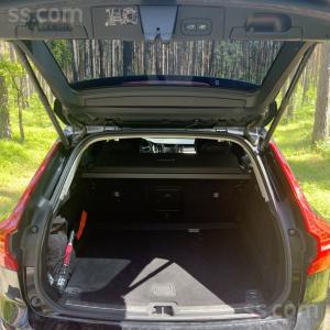 Melns Volvo XC60 2021 Rīga, ar dzinēja tilpumu 2.00 L un nobraukumu 291 tūkst. km par 21750 €, foto 9 vietnē AUTOMOTO.COM.LV