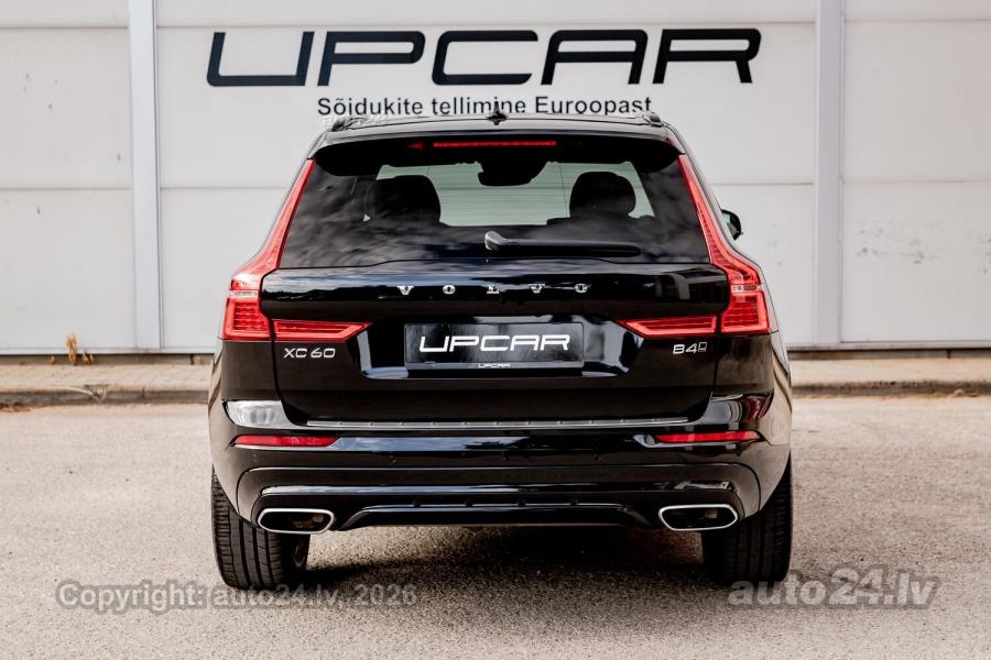 Black Volvo XC60 2021 in Parnu, with an engine capacity of 2.00 L and mileage of 153 thousand km for 30900 €, photo 10 on AUTOMOTO.COM.LV