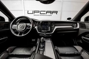 Black Volvo XC60 2021 in Parnu, with an engine capacity of 2.00 L and mileage of 153 thousand km for 30900 €, photo 13 on AUTOMOTO.COM.LV