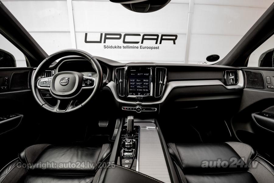 Black Volvo XC60 2021 in Parnu, with an engine capacity of 2.00 L and mileage of 153 thousand km for 30900 €, photo 13 on AUTOMOTO.COM.LV