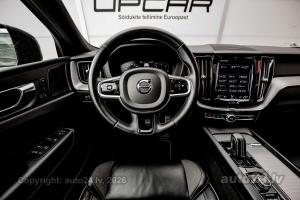 Black Volvo XC60 2021 in Parnu, with an engine capacity of 2.00 L and mileage of 153 thousand km for 30900 €, photo 14 on AUTOMOTO.COM.LV