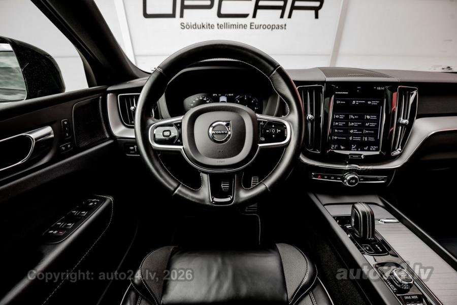 Black Volvo XC60 2021 in Parnu, with an engine capacity of 2.00 L and mileage of 153 thousand km for 30900 €, photo 14 on AUTOMOTO.COM.LV