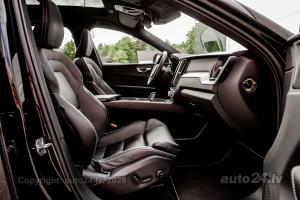 Black Volvo XC60 2021 in Parnu, with an engine capacity of 2.00 L and mileage of 153 thousand km for 30900 €, photo 18 on AUTOMOTO.COM.LV
