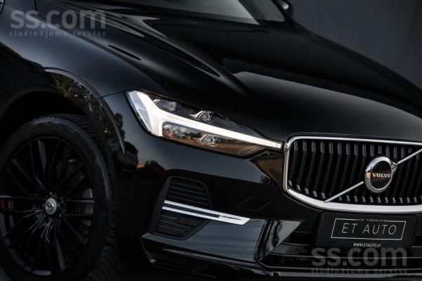 Melns Volvo XC60 2021 Jelgava, ar dzinēja tilpumu 2.00 L un nobraukumu 223 tūkst. km par 25000 €, foto 4 vietnē AUTOMOTO.COM.LV
