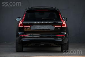 Black Volvo XC60 2021 in Jelgava, with an engine capacity of 2.00 L and mileage of 223 thousand km for 25000 €, photo 8 on AUTOMOTO.COM.LV