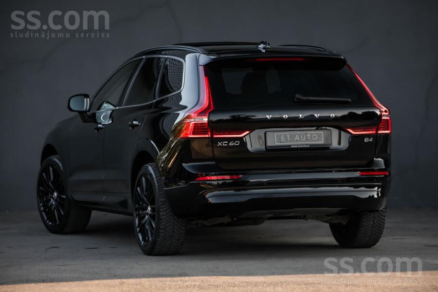 Black Volvo XC60 2021 in Jelgava, with an engine capacity of 2.00 L and mileage of 223 thousand km for 25000 €, photo 9 on AUTOMOTO.COM.LV
