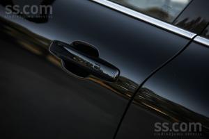 Black Volvo XC60 2021 in Jelgava, with an engine capacity of 2.00 L and mileage of 223 thousand km for 25000 €, photo 12 on AUTOMOTO.COM.LV