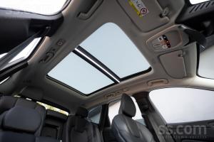 Black Volvo XC60 2021 in Jelgava, with an engine capacity of 2.00 L and mileage of 223 thousand km for 25000 €, photo 16 on AUTOMOTO.COM.LV