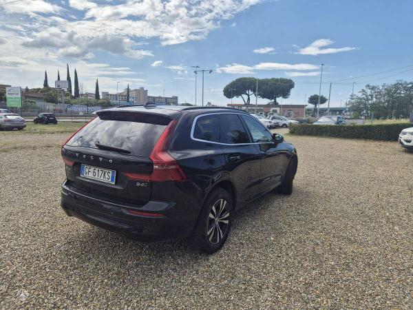 Melns Volvo XC60 2021 Panevēža, ar dzinēja tilpumu 1.97 L un nobraukumu 210 tūkst. km par 17800 €, foto 3 vietnē AUTOMOTO.COM.LV