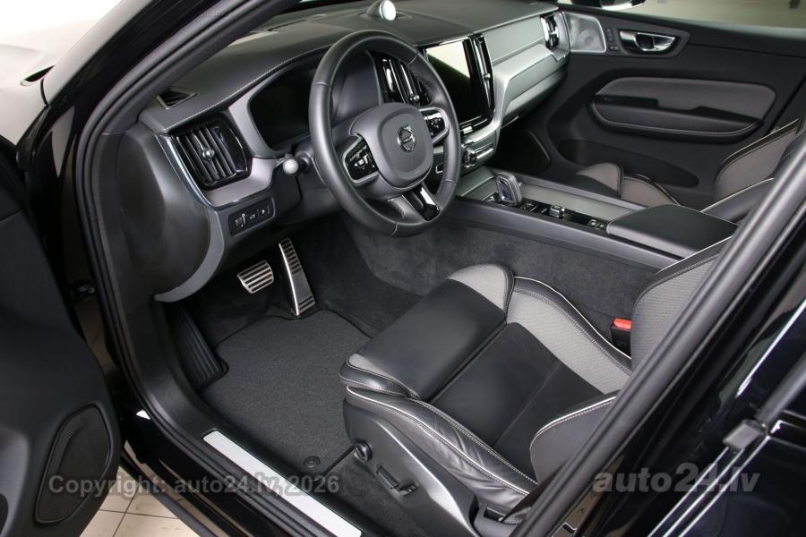Melns Volvo XC60 2021 Pērnava, ar dzinēja tilpumu 2.00 L un nobraukumu 76 tūkst. km par 42990 €, foto 10 vietnē AUTOMOTO.COM.LV