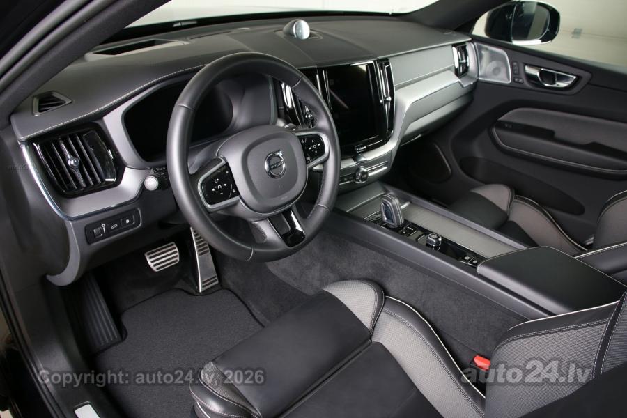 Melns Volvo XC60 2021 Pērnava, ar dzinēja tilpumu 2.00 L un nobraukumu 76 tūkst. km par 42990 €, foto 11 vietnē AUTOMOTO.COM.LV