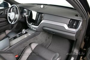 Melns Volvo XC60 2021 Pērnava, ar dzinēja tilpumu 2.00 L un nobraukumu 76 tūkst. km par 42990 €, foto 12 vietnē AUTOMOTO.COM.LV