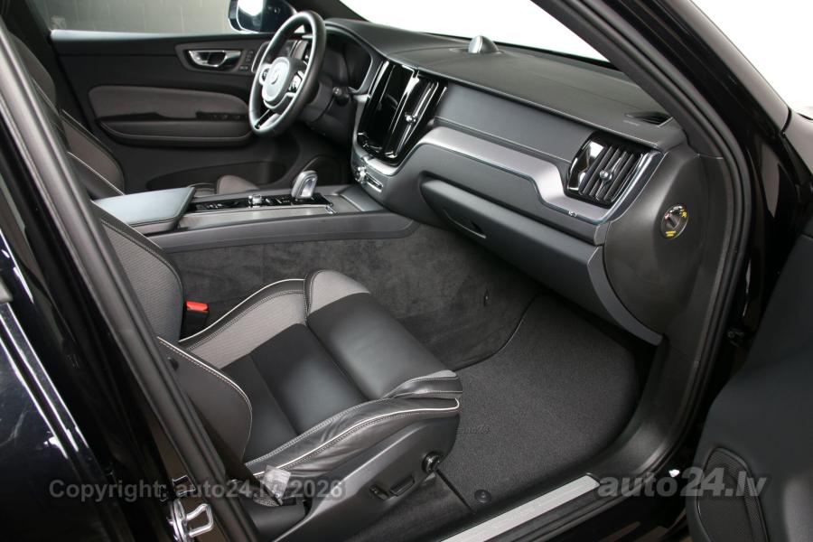 Melns Volvo XC60 2021 Pērnava, ar dzinēja tilpumu 2.00 L un nobraukumu 76 tūkst. km par 42990 €, foto 13 vietnē AUTOMOTO.COM.LV