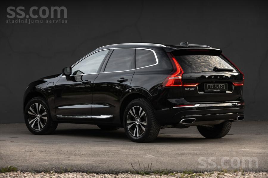 Black Volvo XC60 2021 in Jelgava, with an engine capacity of 2.00 L and mileage of 218 thousand km for 24000 €, photo 10 on AUTOMOTO.COM.LV