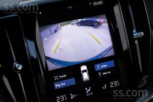 Black Volvo XC60 2021 in Jelgava, with an engine capacity of 2.00 L and mileage of 218 thousand km for 24000 €, photo 15 on AUTOMOTO.COM.LV