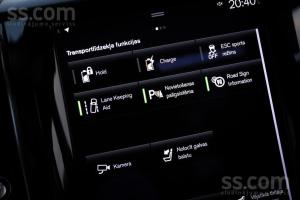 Black Volvo XC60 2021 in Jelgava, with an engine capacity of 2.00 L and mileage of 218 thousand km for 24000 €, photo 19 on AUTOMOTO.COM.LV