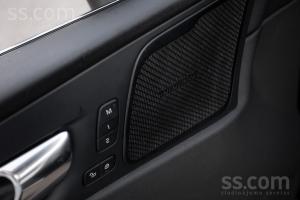 Black Volvo XC60 2021 in Jelgava, with an engine capacity of 2.00 L and mileage of 218 thousand km for 24000 €, photo 24 on AUTOMOTO.COM.LV