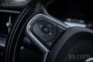 Black Volvo XC60 2021 in Jelgava, with an engine capacity of 2.00 L and mileage of 218 thousand km for 24000 €, photo 26 on AUTOMOTO.COM.LV