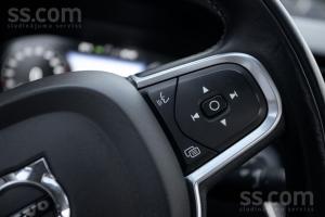 Black Volvo XC60 2021 in Jelgava, with an engine capacity of 2.00 L and mileage of 218 thousand km for 24000 €, photo 27 on AUTOMOTO.COM.LV
