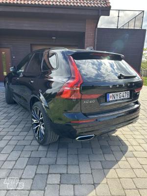 Black Volvo XC60 2021 in Klaipeda, with an engine capacity of 2.00 L and mileage of 132 thousand km for 30500 €, photo 6 on AUTOMOTO.COM.LV