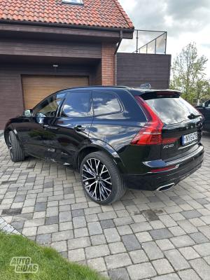 Black Volvo XC60 2021 in Klaipeda, with an engine capacity of 2.00 L and mileage of 132 thousand km for 30500 €, photo 10 on AUTOMOTO.COM.LV