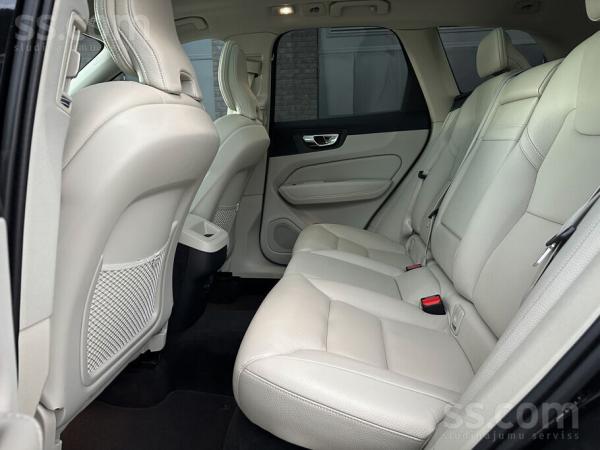 Black Volvo XC60 2021 in Riga, with an engine capacity of 2.00 L and mileage of 152 thousand km for 28200 €, photo 10 on AUTOMOTO.COM.LV