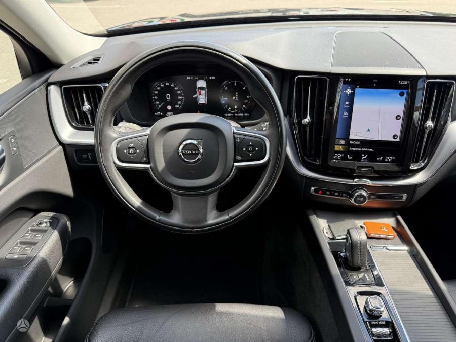 Melns Volvo XC60 2021 Kauņa, ar dzinēja tilpumu 1.97 L un nobraukumu 188 tūkst. km par 22990 €, foto 12 vietnē AUTOMOTO.COM.LV