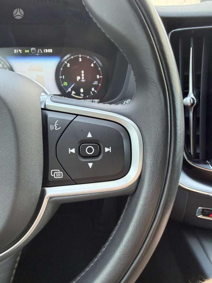 Melns Volvo XC60 2021 Kauņa, ar dzinēja tilpumu 1.97 L un nobraukumu 188 tūkst. km par 22990 €, foto 15 vietnē AUTOMOTO.COM.LV