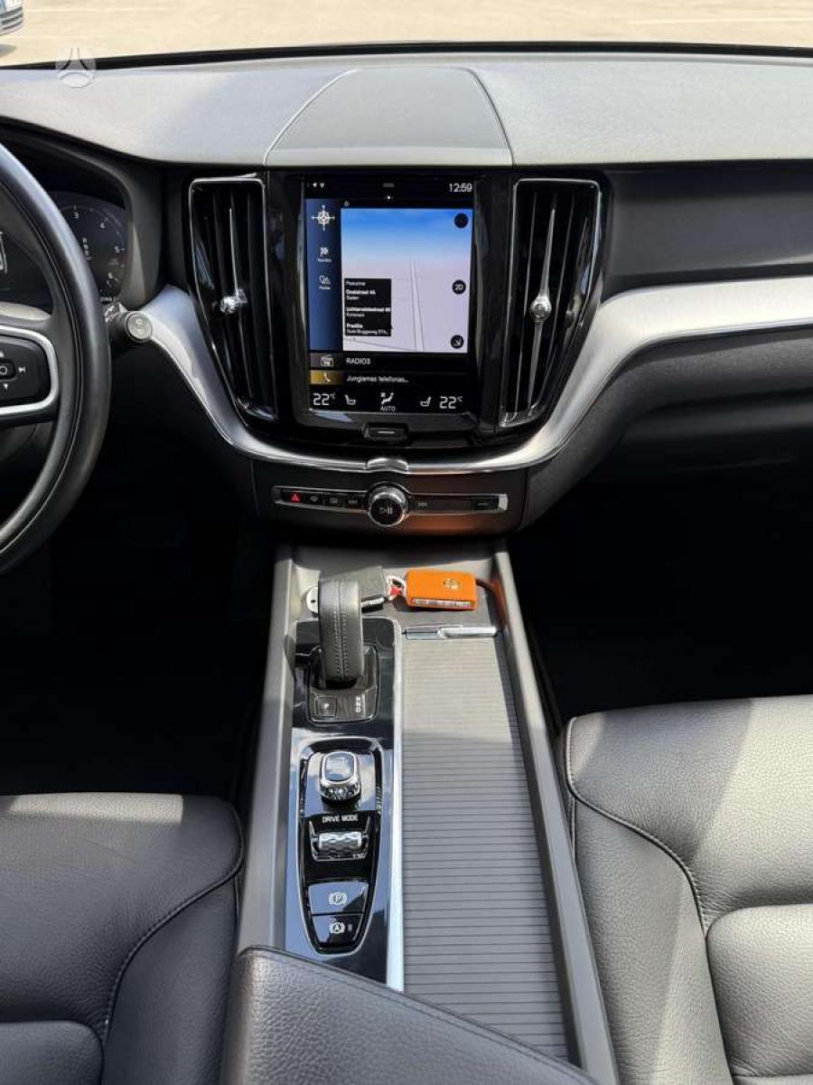 Melns Volvo XC60 2021 Kauņa, ar dzinēja tilpumu 1.97 L un nobraukumu 188 tūkst. km par 22990 €, foto 18 vietnē AUTOMOTO.COM.LV
