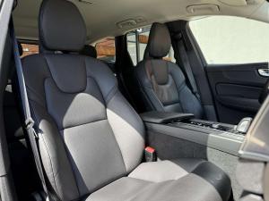 Melns Volvo XC60 2021 Kauņa, ar dzinēja tilpumu 1.97 L un nobraukumu 188 tūkst. km par 22990 €, foto 25 vietnē AUTOMOTO.COM.LV