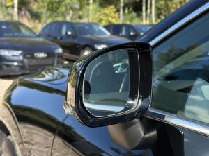 Black Volvo XC60 2021 in Vilnius, with an engine capacity of 2.00 L and mileage of 116 thousand km for 27500 €, photo 13 on AUTOMOTO.COM.LV
