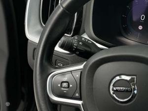 Black Volvo XC60 2021 in Vilnius, with an engine capacity of 2.00 L and mileage of 116 thousand km for 27500 €, photo 18 on AUTOMOTO.COM.LV