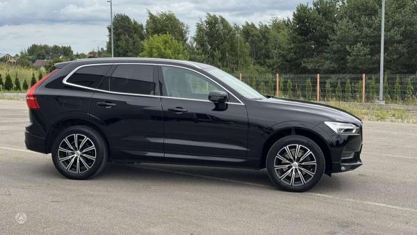 Black Volvo XC60 2021 in Vilnius, with an engine capacity of 1.97 L and mileage of 78 thousand km for 26000 €, photo 3 on AUTOMOTO.COM.LV