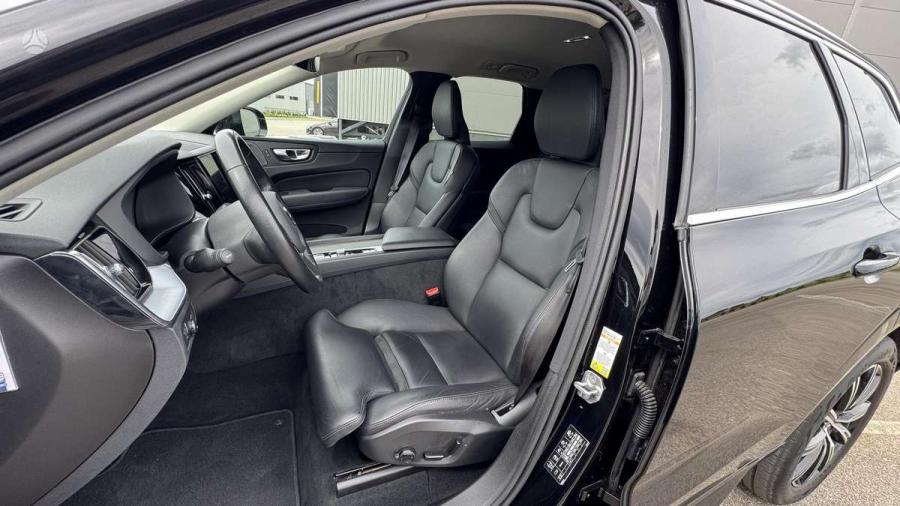 Melns Volvo XC60 2021 Viļņa, ar dzinēja tilpumu 1.97 L un nobraukumu 78 tūkst. km par 26000 €, foto 11 vietnē AUTOMOTO.COM.LV