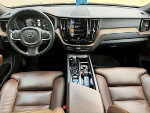 Melns Volvo XC60 2021 Kauņa, ar dzinēja tilpumu 1.97 L un nobraukumu 187 tūkst. km par 23900 €, foto 9 vietnē AUTOMOTO.COM.LV