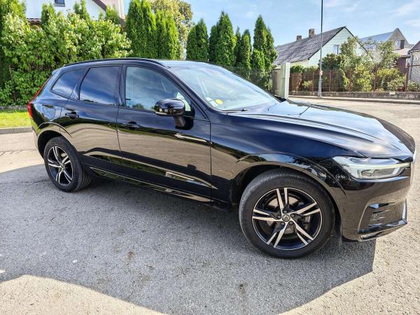 Black Volvo XC60 2021 in Taurage, with an engine capacity of 1.97 L and mileage of 245 thousand km for 18900 €, photo 3 on AUTOMOTO.COM.LV