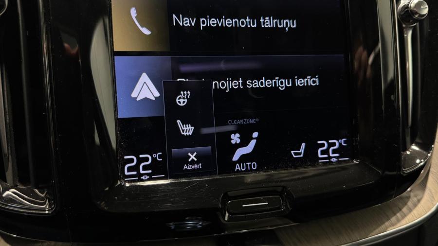 Black Volvo XC60 2021 in Riga, with an engine capacity of 2.00 L and mileage of 101 thousand km for 30490 €, photo 19 on AUTOMOTO.COM.LV